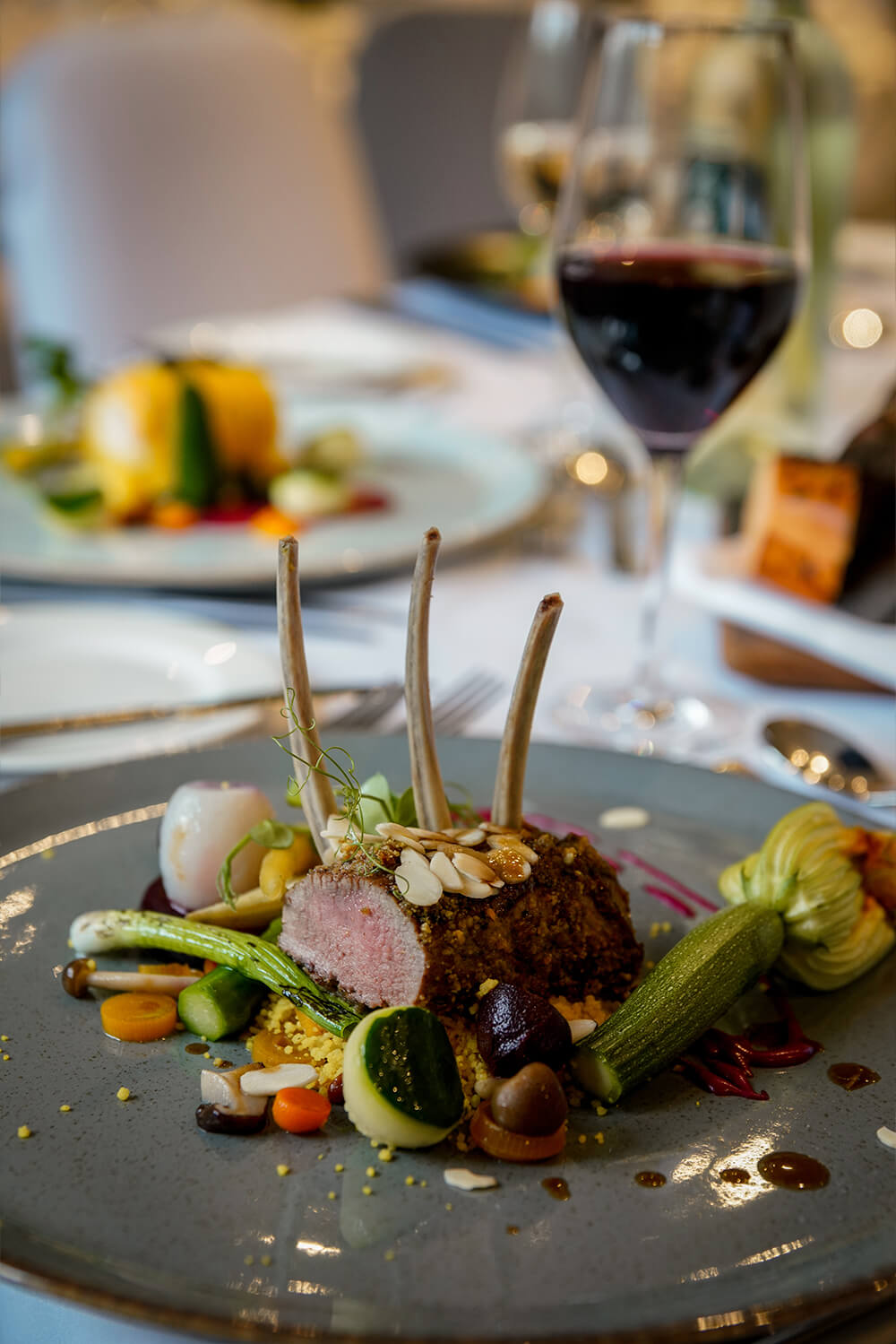 Oxfordshire Hotel | The Holt Hotel in Oxfordshire | Home