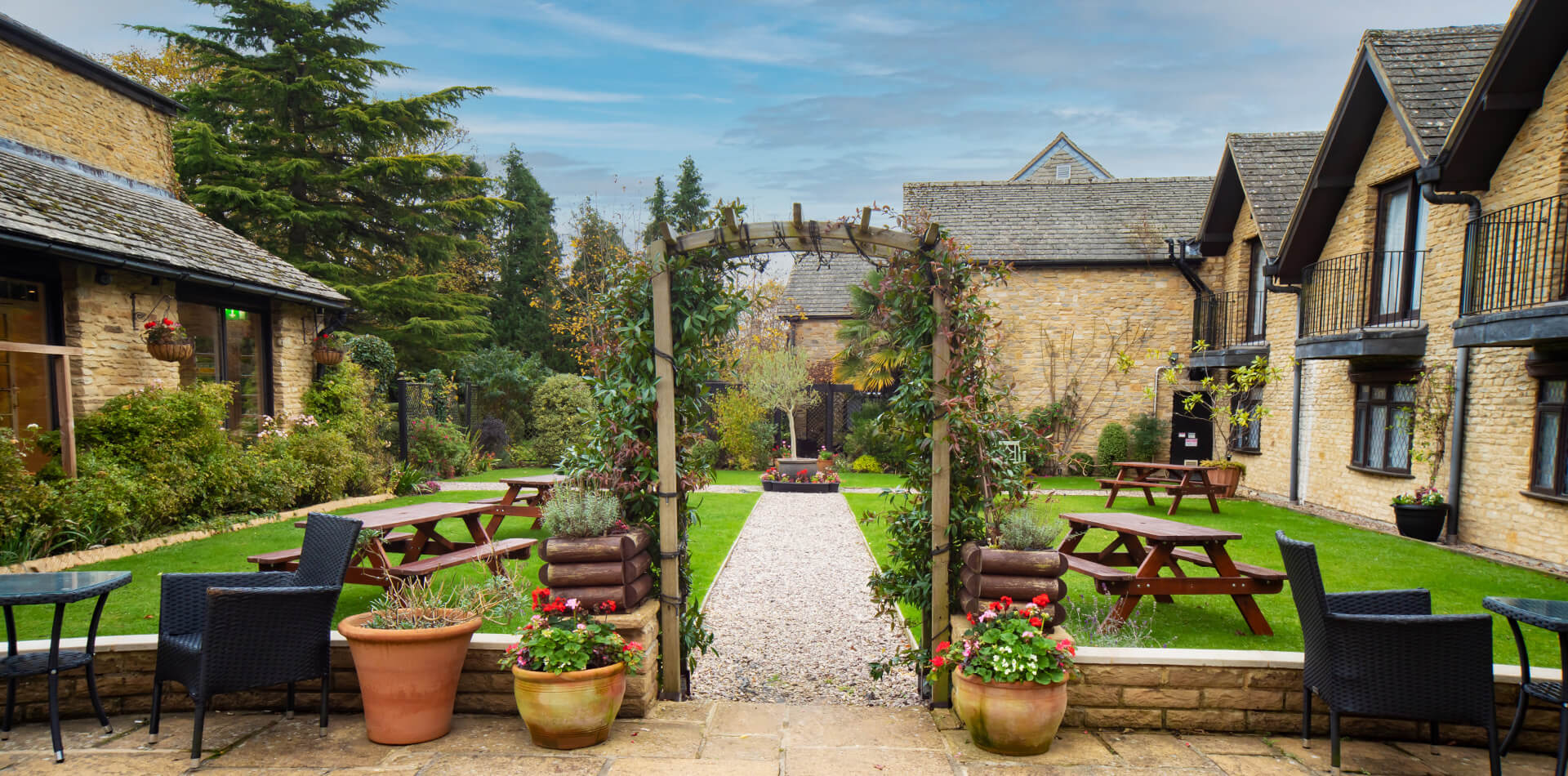 Wedding Venue in Oxfordshire | The Holt Hotel | Weddings