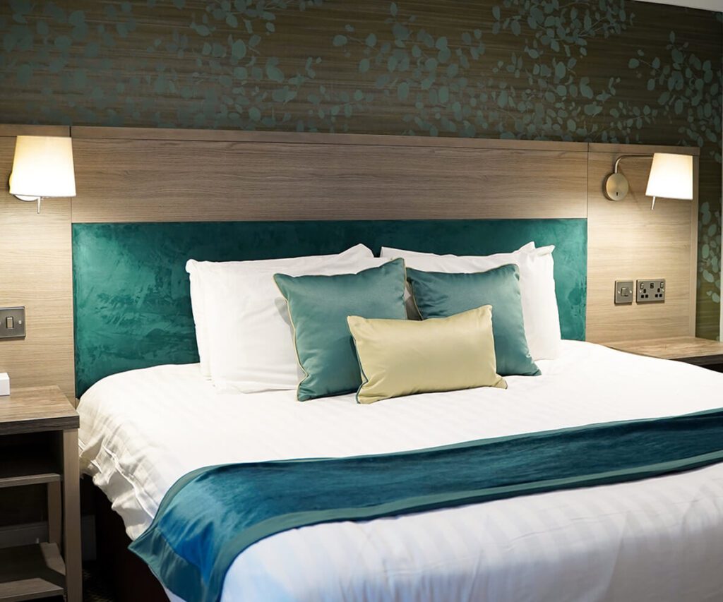 Gallery | The Holt Hotel